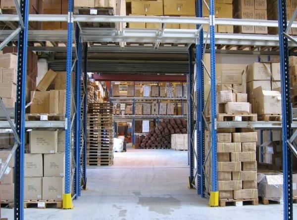 Quality Size Customized Pallet Racking 50mm-70mm Pitch Warehouse Pallet Racks for sale