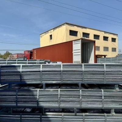 Cina Struttura di rinforzo rigida in rete diamantata Ideale per pareti e soffitti in vendita