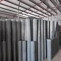 China Galvanized 14 Gauge Welded Wire Rolls Balanced Flexibility & Rigidity for sale