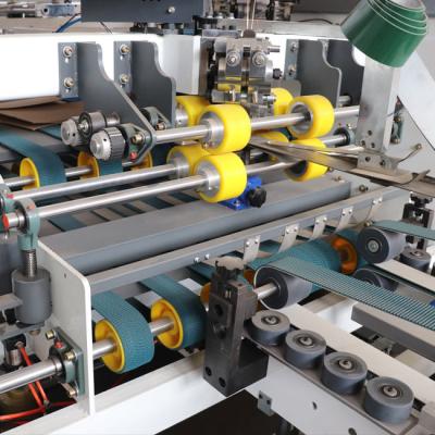 Cina Cartone ondulato che incolla scatola che incolla velocità del visualizzatore digitale dello SpA della macchina 12kw in vendita