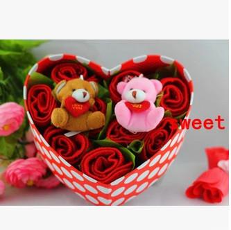 China New creative promotion gift product wedding gift bear towel with gift box for sale