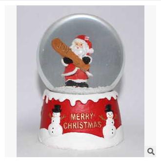 China A resina criativa nova de Papai Noel do Natal do presente da promoção conduziu o supplie do evento da bola de vidro da neve à venda