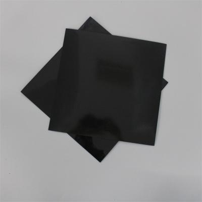 Cina Fogli di geomembrana doppia liscia in HDPE per rivestimenti impermeabilizzanti per stagni Larghezza 1m-8m in vendita