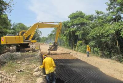 China Geocelha HDPE para estabilização de cascalho e reforço de parede de retenção à venda