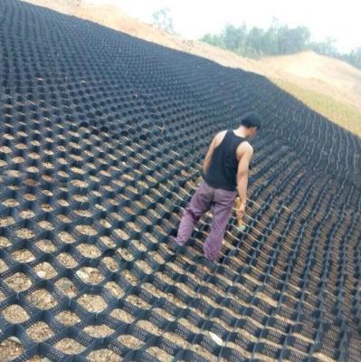 China Weg Keller Honingkorf Plastic gestabiliseerde grind Paving Grid Geocell voor oprit Te koop