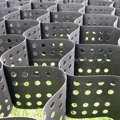 China Estabilizador de cascalho preto Grade Geocell com design de favo de mel e espessura de 1,0-1,7 mm à venda