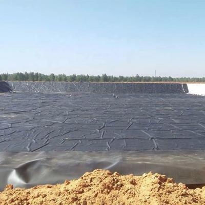 Cina 50-100m di lunghezza Geomembrana HDPE per geomembrane in stagno in polietilene a densità in vendita