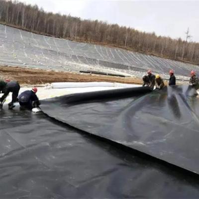 中国 0.1mm-2.5mm 厚さ 地膜 HDPE 魚場用プラスチック魚タンク 防水ラインナー 販売のため