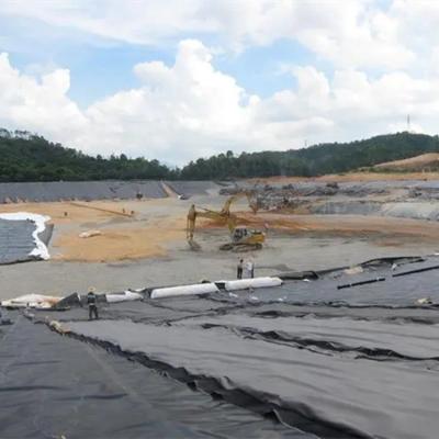 Cina Geomembrana saldata a doppio liscio/doppia consistenza in HDPE per stagno per acquario di pesci rotondo in vendita