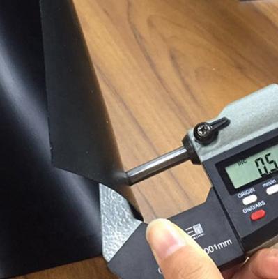 Cina Prezzi delle geomembrane HDPE a superficie doppia liscia in Kenya per l'installazione di rivestimenti per dighe in vendita