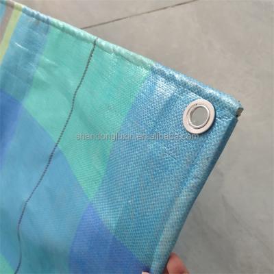 Cina Tessuti poli-tessuti in argento verde con design impermeabile e leggero in vendita