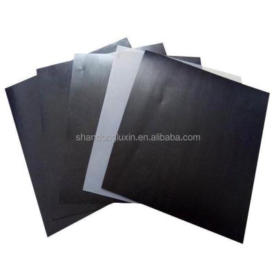 Cina Geomembrane composite per stagni per pesci spessore 2 mm larghezza 1-6 m lisce e durevole in vendita