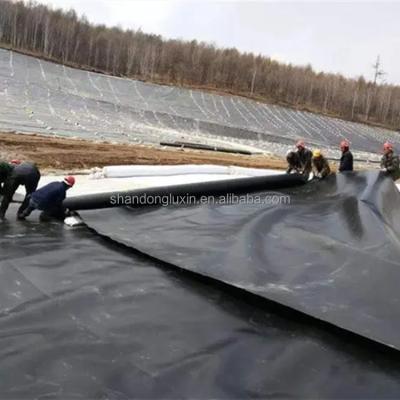Cina Superficie doppia liscia Geomembrana in HDPE da 0,75 mm per discarica Superficie a doppia consistenza in vendita