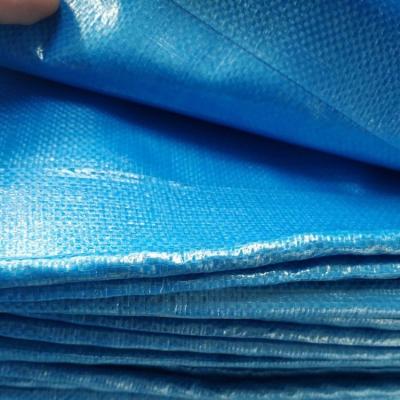 Cina Colorato su misura Telaio impermeabile in PE leggero per bloccare la luce solare e impermeabile alla polvere in vendita