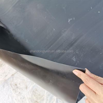 Cina Geomembrana in HDPE liscia/tessuta da 1 mm e 1,5 mm per lo stile di progettazione industriale a prezzi competitivi in vendita
