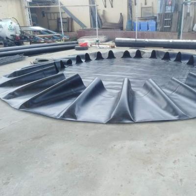 Cina 1.5mm HDPE Geomembrane Liner Fogli di costo per la capacità di soluzione del progetto di impermeabilizzazione in vendita