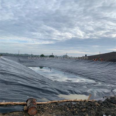 China Waterdicht geomembraan voor stortplaatsen en dampen 1,5 mm HDPE dikte Te koop