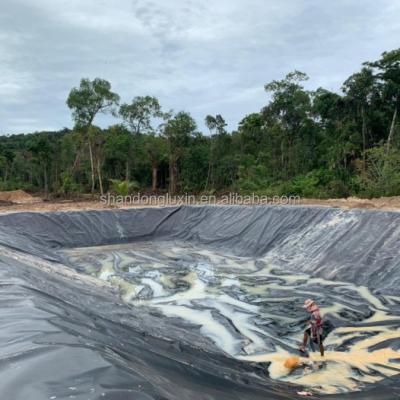 China Waterdicht geomembraan voor stortplaatsen en dampen 1,5 mm HDPE dikte Te koop