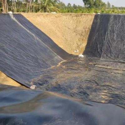 Cina 0.75mm Geomembrana HDPE impermeabile per serbatoi artificiali di laghi in vendita