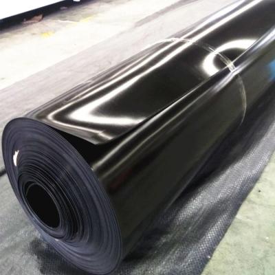 China 2 mm glatte Geomembranen, perfekt für Oxidationsbecken, Septiktanks und Biogasverdauer zu verkaufen