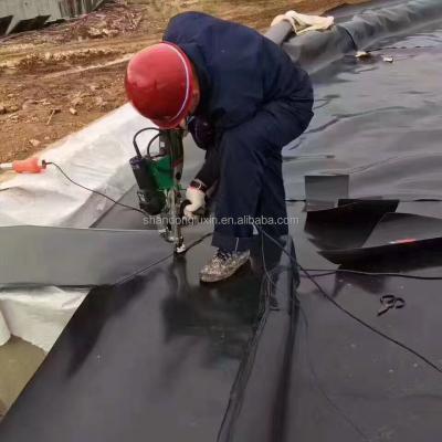 China Industriële ontwerp stijl HDPE geomembraan 0,5 mm 1 mm 1,5 mm 2 mm waterdicht dam vijver Te koop