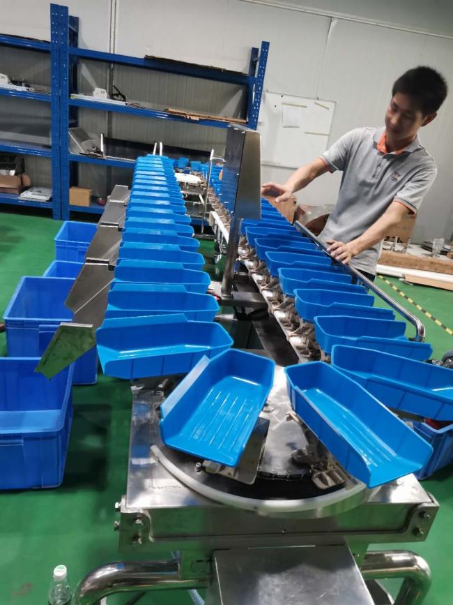 Multihead weight sorting machine front view