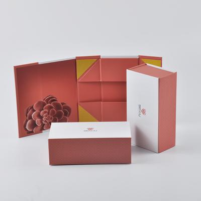 Cina Contenitore di regalo rigido pieghevole di vendita caldo del gancio del pacchetto di vibrazione di progettazione con magnetico in vendita