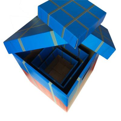 Cina Fondo su misura dimensione d'imballaggio del campione libero del regalo blu del contenitore di vino del cartone in vendita