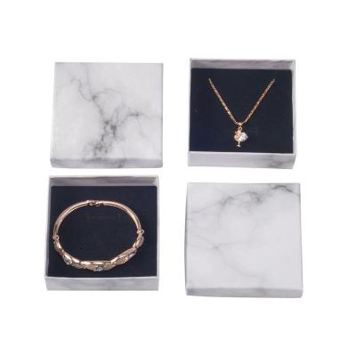 中国 ネックレスの宝石箱の/ペーパー包装はイヤリングの包装を個人化しました 販売のため