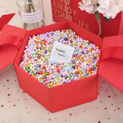 Cina L'esagono ha modellato il contenitore di regalo di Natale che imballa con i coperchi in vendita