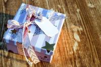 China Silk Screen Printing CMYK Birthday Explosion Box for sale
