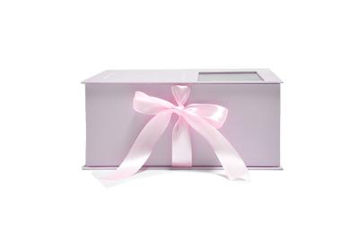 Cina Imballaggio ricoprente UV fatto a mano del contenitore di regalo del libro della finestra rosa di forma in vendita