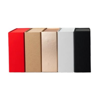 Cina contenitore di regalo rosso del cartone di gioielli 600g del contenitore del nero pieghevole di rosa con il coperchio in vendita