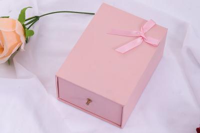 Cina Estragga la scatola d'imballaggio di carta su ordinazione del cassetto della carta del mestiere della collana del contenitore di contenitore di gioielli in vendita