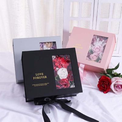 Cina Scatola d'imballaggio delle decorazioni del nuovo anno di San Valentino del libro del regalo della finestra a forma di della borsa in vendita