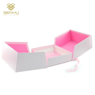 Cina Contenitore per esposizione dei gioielli della collana di Ring Custom Paper Packaging Box di nozze di modo in vendita