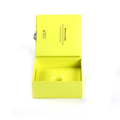 China Het Pakketdoos van douanematt luxury book shape product met Binnensteun en Hangend Gat Te koop