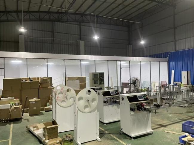 Automatic 2-In-1 Ultrasonic And Crush Fabric Cutting Machine For Roller Blind Fabric Cutting 11