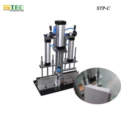 China Pneumatic Pleated/Honey Blind Fabric Cutting Machine for sale