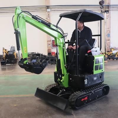 Cina 20kw Mini Excavator Three Cylinder Pilot diesel ha fatto funzionare l'escavatore a cucchiaia rovescia Mini Excavator in vendita