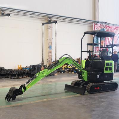 Cina 20kw Mini Excavator Three Cylinder Pilot diesel ha fatto funzionare l'escavatore a cucchiaia rovescia Mini Excavator in vendita