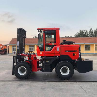 Cina Carrello elevatore industriale 42KW 3500kg di Off Road con un motore di 4 cilindri in vendita