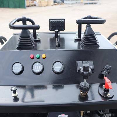 China Diesel Crawler Wheel Mini Skid Steer Loader Earthmoving 500kg 400kg Te koop