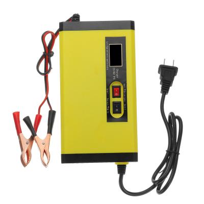 中国 ぬれた鉛車のオートバイのための酸12V 8A LCDの表示の充電器の脈拍修理 販売のため