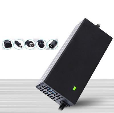 China lítio Ion Battery Chargers de 84V Lifepo4 com fãs duplos à venda