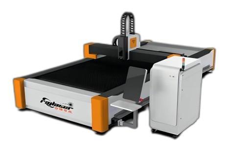 Raytools Laser Head And Cypcut Control System Sheet Metal Cutter With IPG Laser Source
