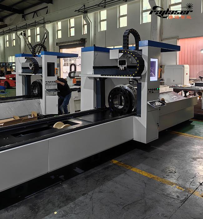 Dual-Chuck Laser Tube Cutting Machine in operation