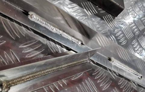 Robotic welding system in manufacturing environment