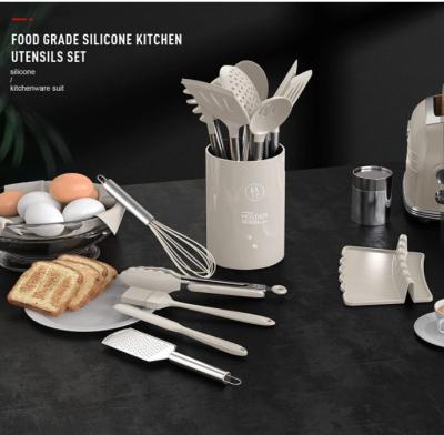 Cina L'utensile termoresistente della cucina del silicone della cucina mette la lavastoviglie Friendly in vendita
