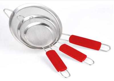 Cina Mesh Strainers Set Of fine 3 utensili della cucina di acciaio inossidabile mette con la presa comoda in vendita